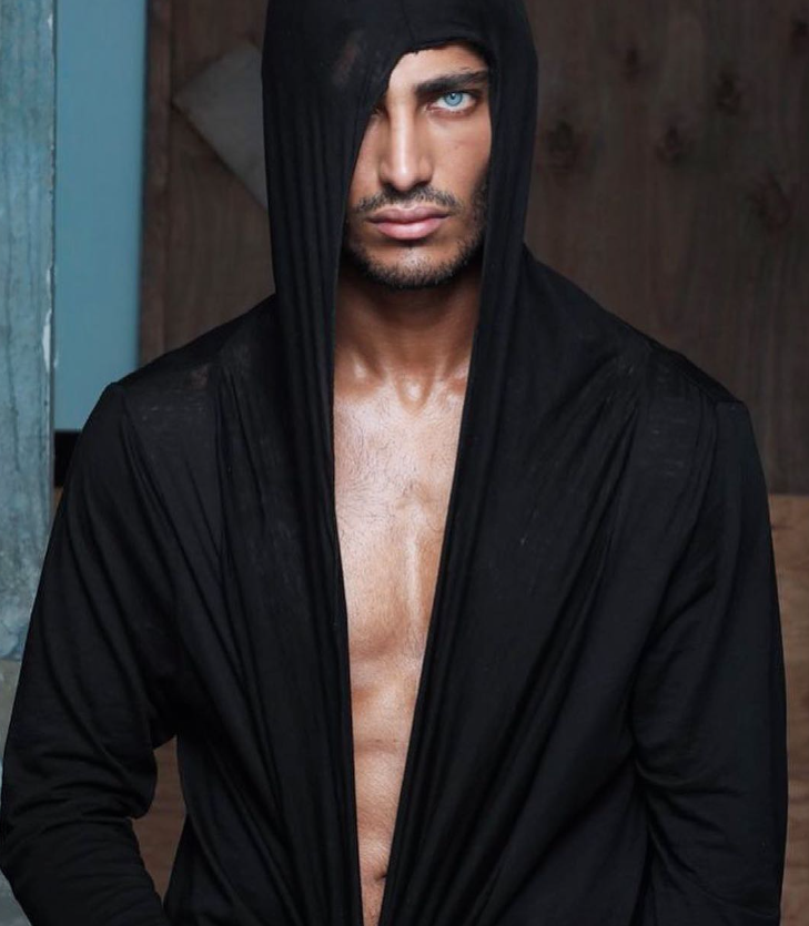 Aži Dahāka - The First Age